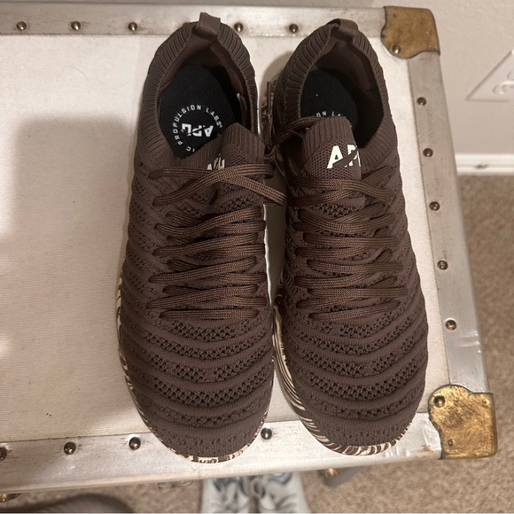APL | Shoes | Apl Mens Brown Knit Wave Everyday Comfort Style | Poshmark